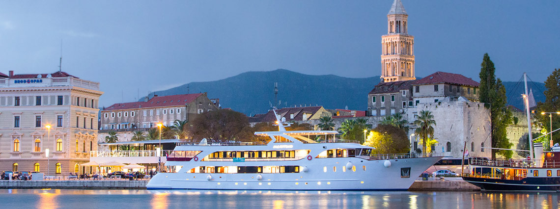 5 Star Deluxe Yacht Cruises 2025 | Discover the Croatian Islands in ...